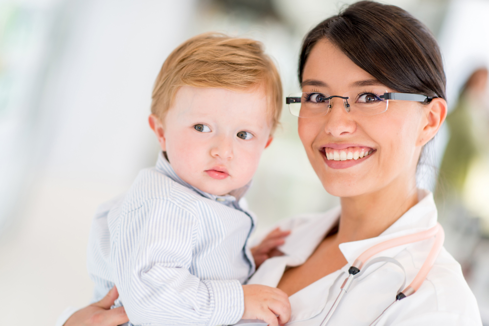 5 Physician Relocation Tips: Benefits & More | UrbanBound